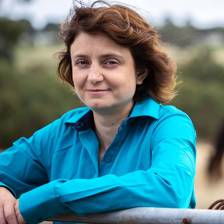 Featured Member - Sarah Walkerden - The Rural Copywriter - HerBusiness