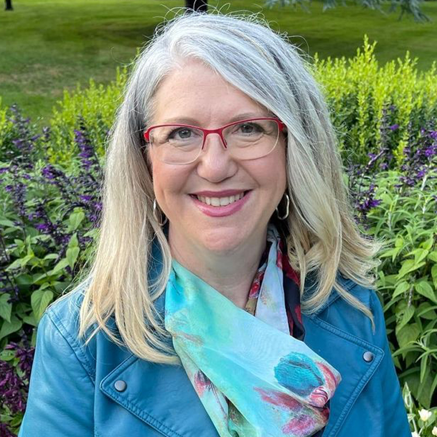 Featured Member - Kelly Barker - Studio Labyrinth - HerBusiness