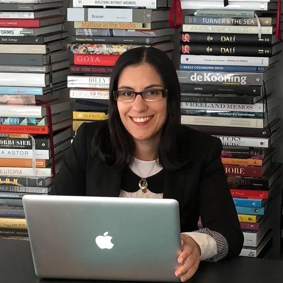 Featured Member - Sarah Cannata - Storytelling for the Soul - HerBusiness